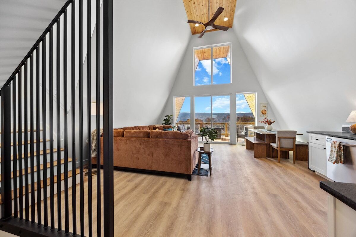 Sunset Peak| A-frame Bohemian Design | Bluff Views - Lookout Mountain, TN