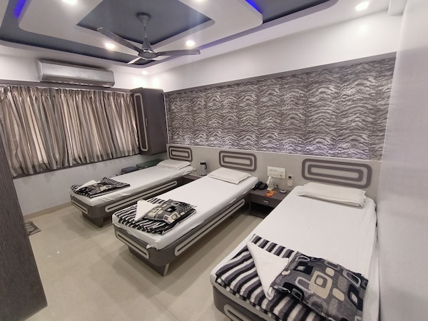 Nice Guest House - Mumbai