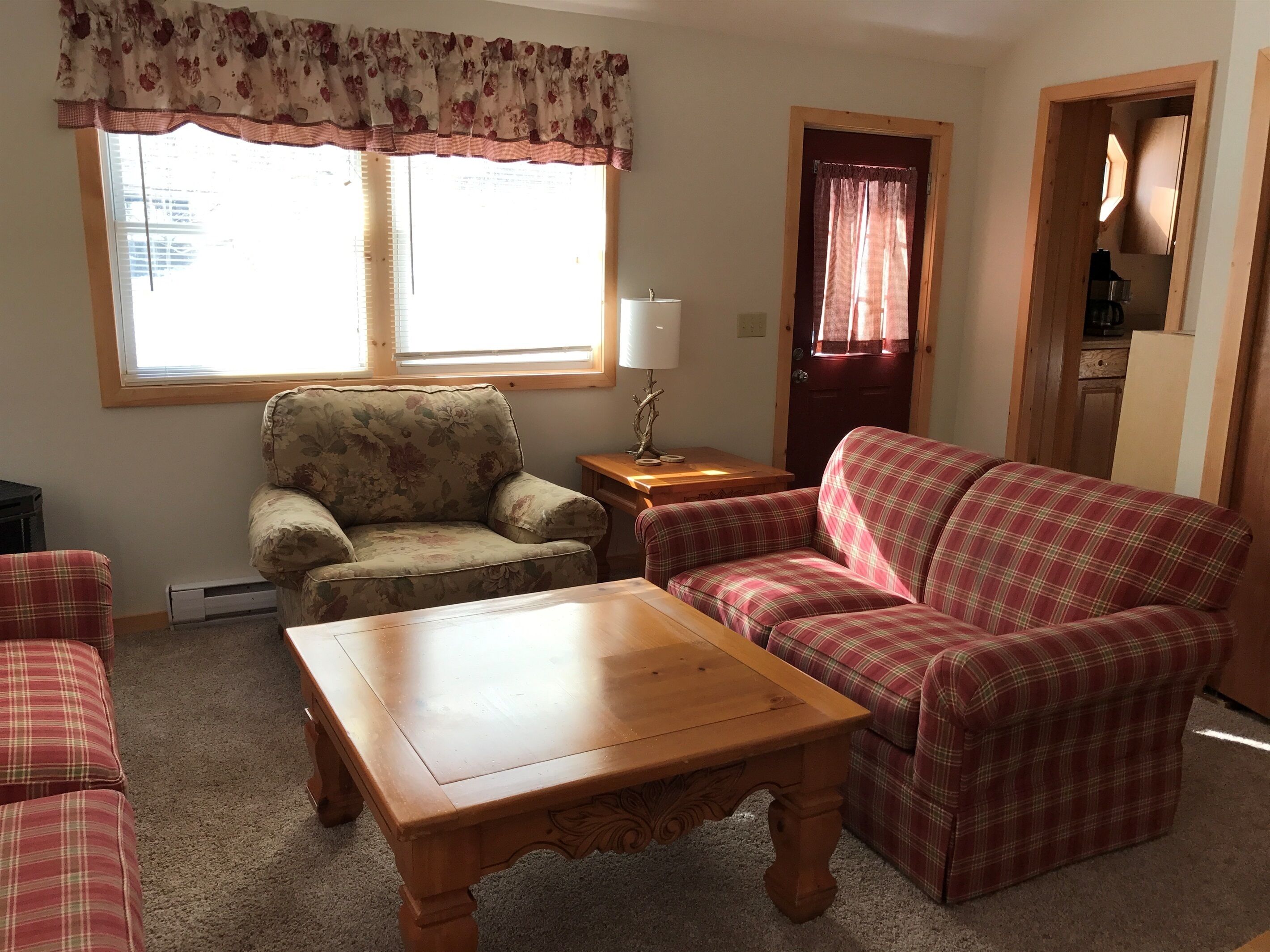 Masthope Log Cabin Sleeps 7 - Pennsylvania