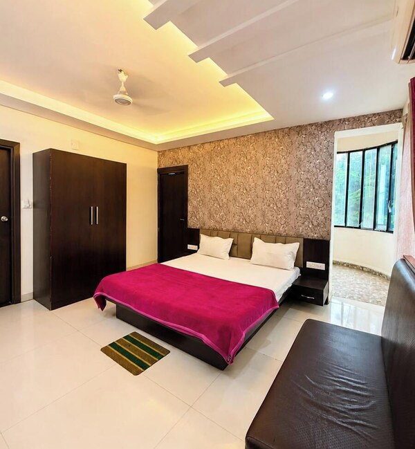 Hr Resort And Hotel - Indore