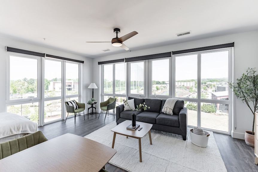 Modern Huntsville Retreat | 1 Unit | Near Mid City Drive - Huntsville, AL