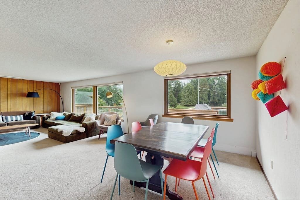 Family-friendly Waterfront Retreat With Kayaks, Fire Pit & Rec Room - Marysville, WA