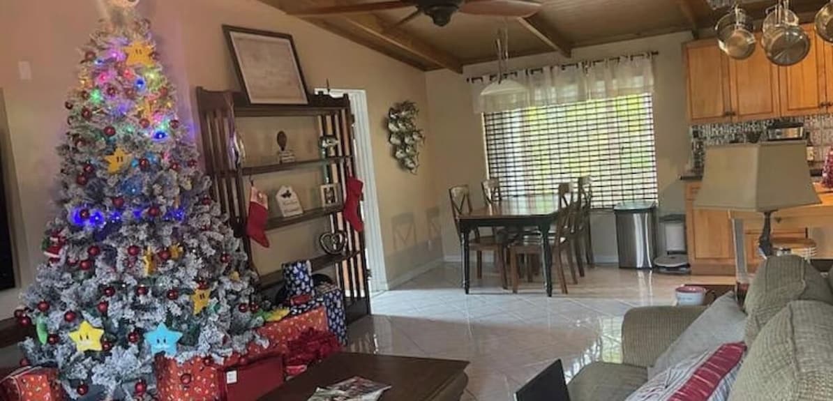 4-bedroom House Canal Front Home In Beautiful Big Pine Key - Big Pine Key, FL