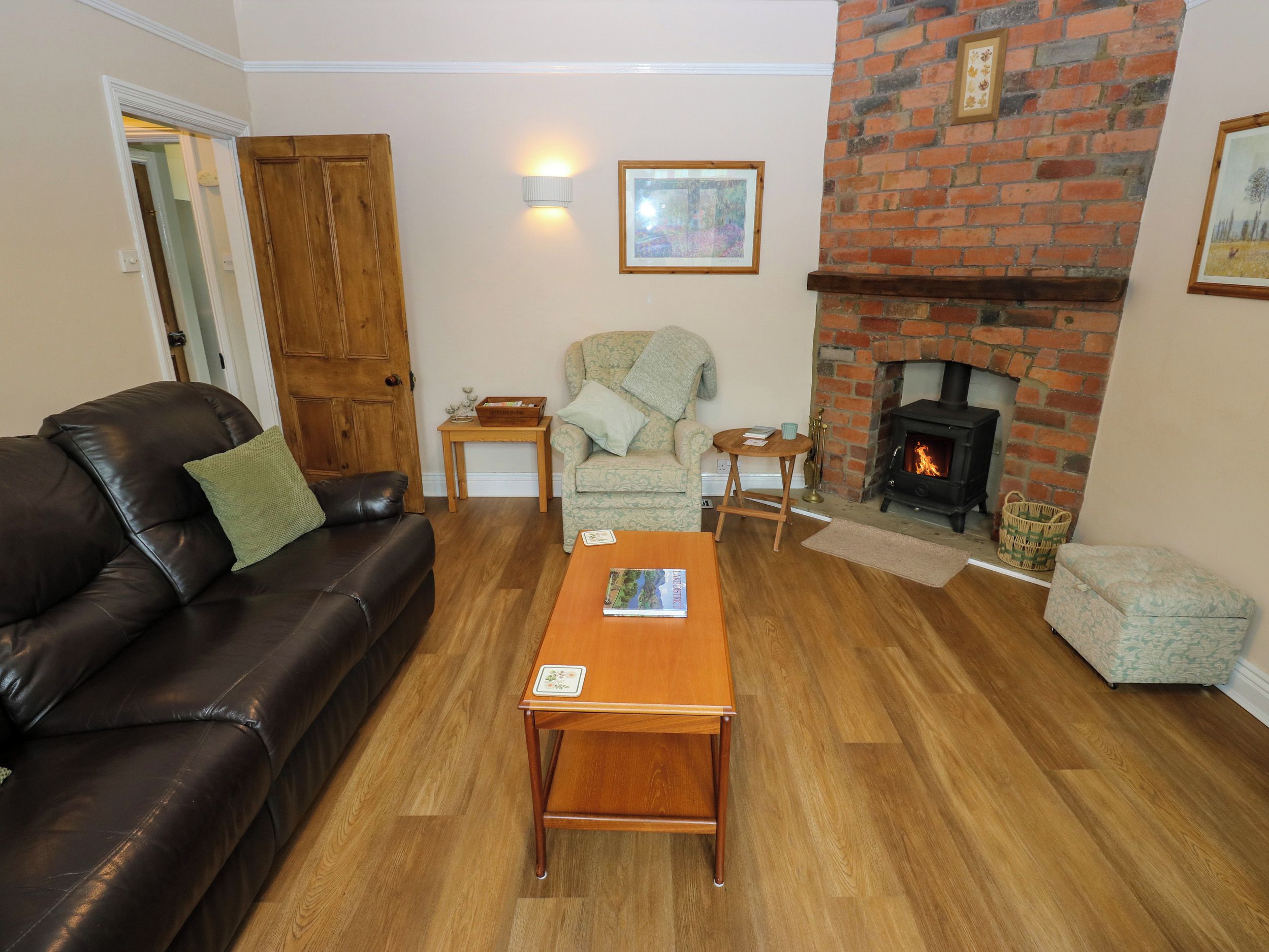 Burras Hill, With Open Fire In Otley - Ilkley