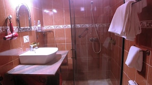 Quarto duplo standard | Banheiro