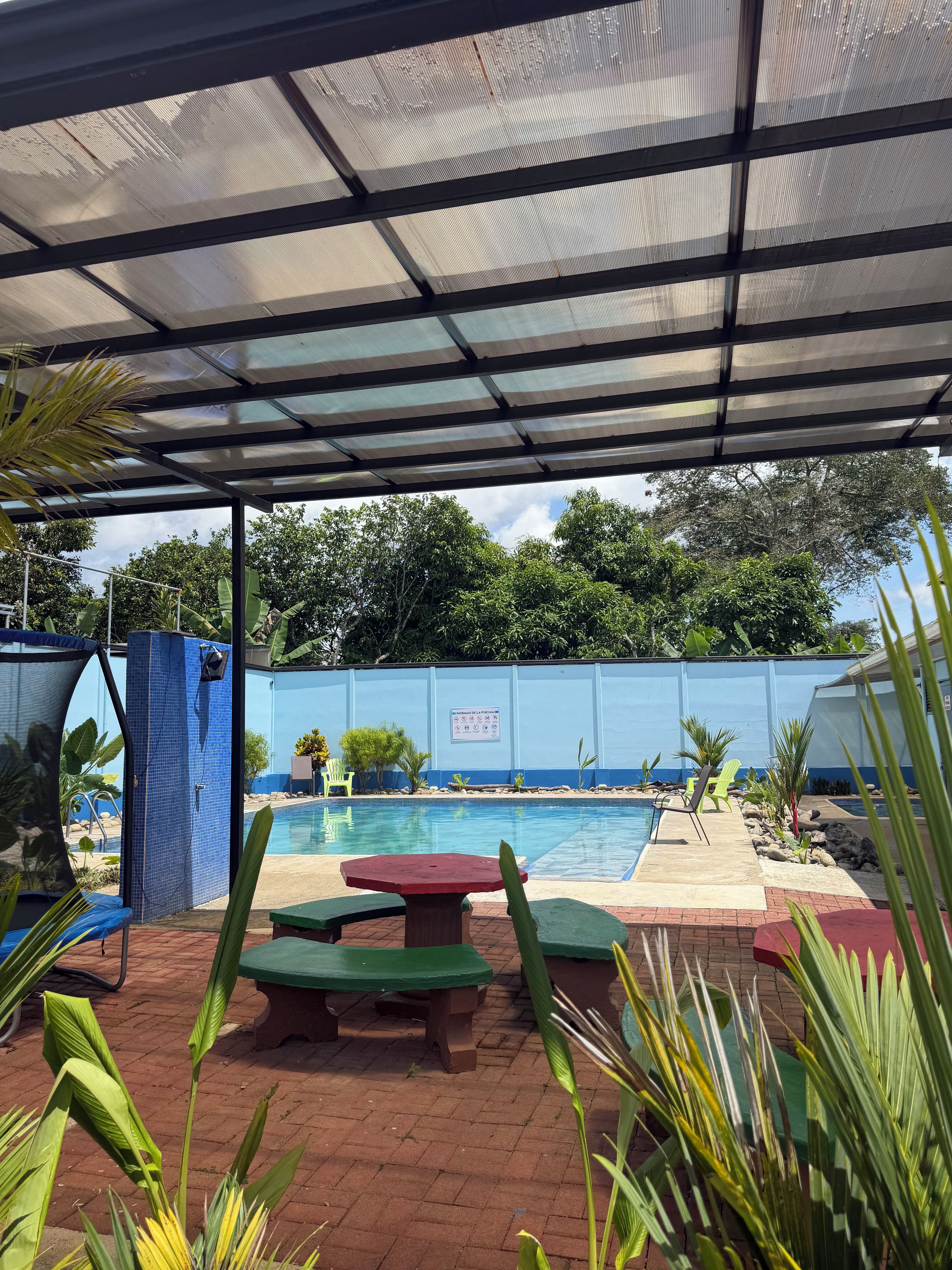 15 piscinas exteriores 