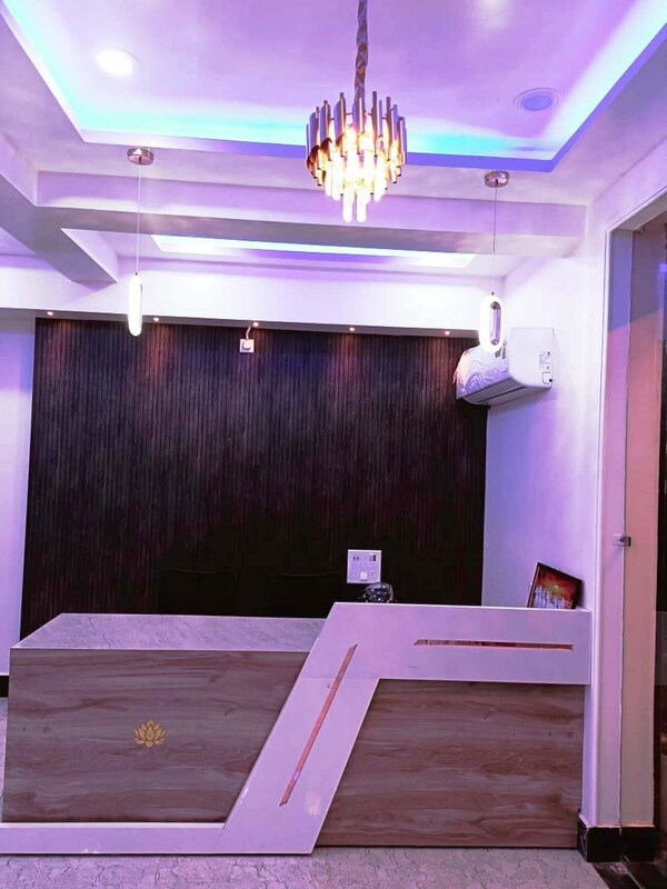 Purvika Palace - Deoghar