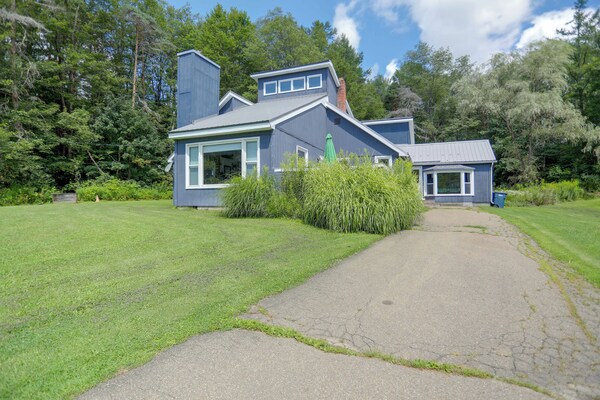Carley House Too: Pet Friendly, Hot Tub, Fire Pit! - Ellicottville, NY