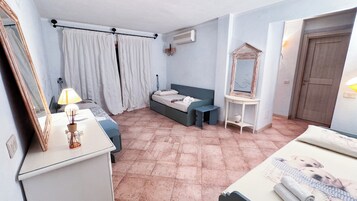 Apartamento (2 Bedrooms) | 2 quartos, ferro/tábua de engomar, roupa de cama fornecida