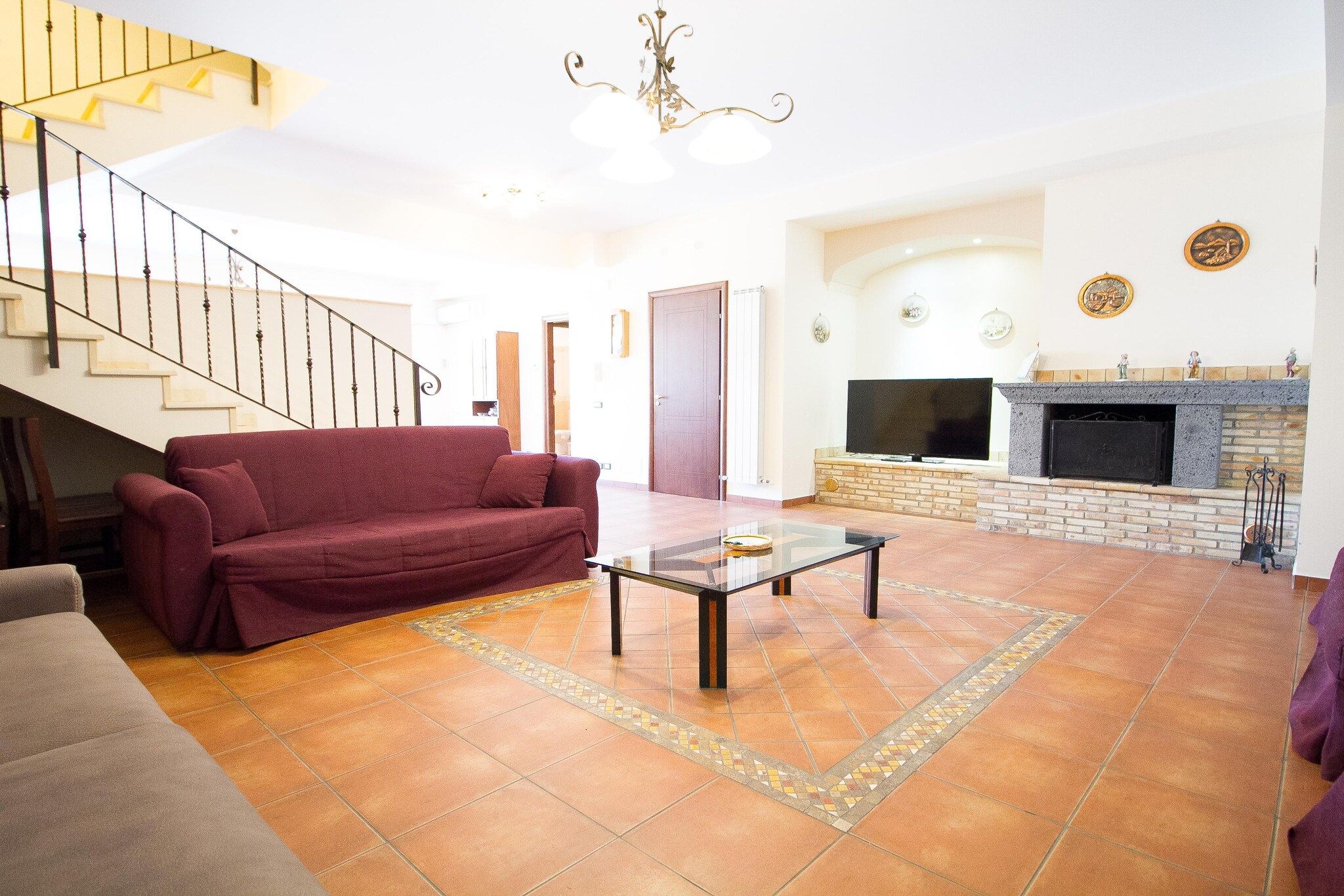 Spacious Sicilian Etna Villa - Acireale
