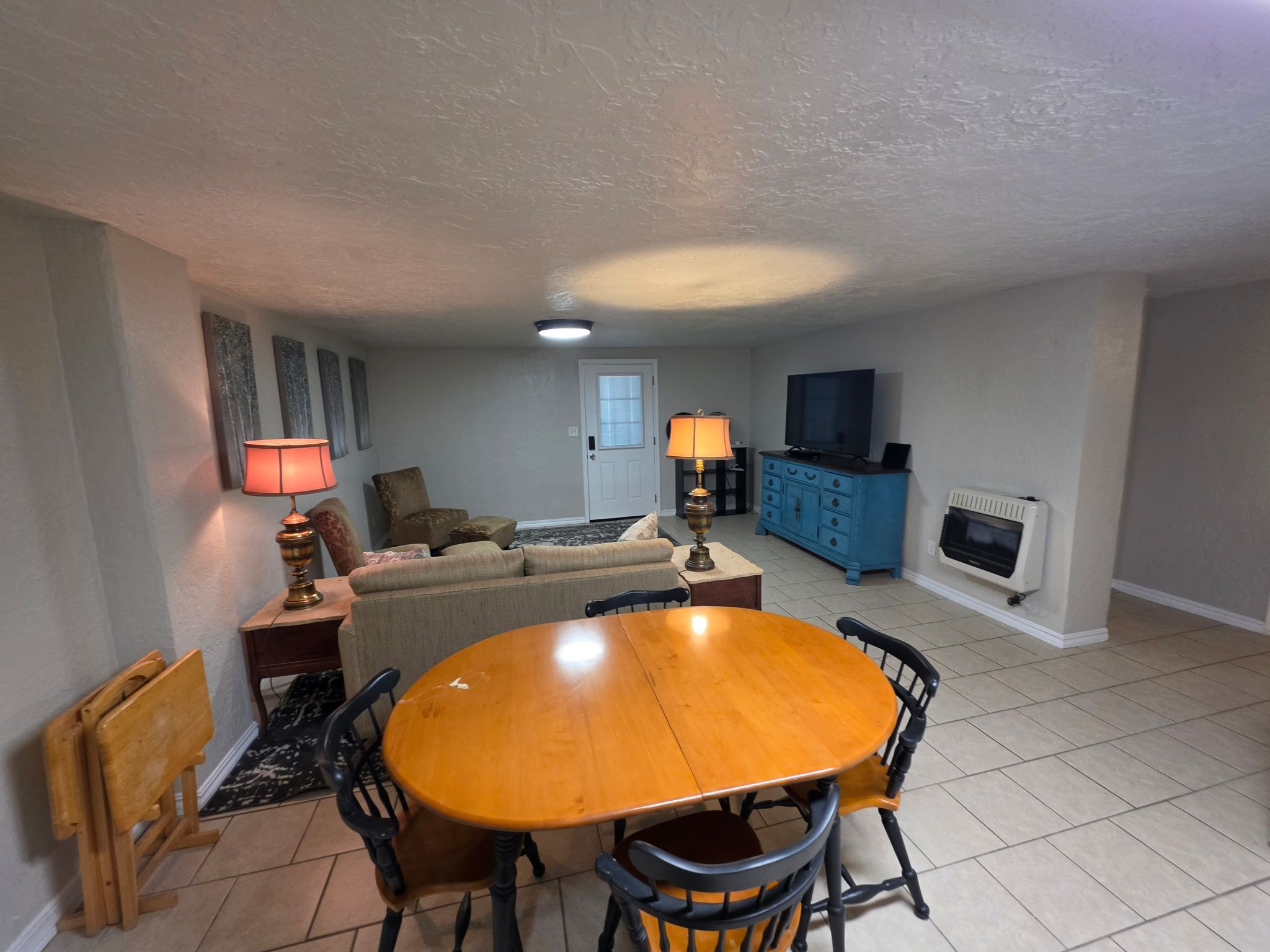 The Hidden Gem: Cozy Blue Cottage Sleeps 6, 10 Min. To Ou . Pet Friendly - Lake Thunderbird, OK