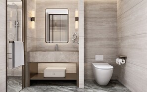 Quarto solteiro básico, vista para a cidade | Banheiro | Produtos de toalete grátis, secador de cabelo, chinelos 