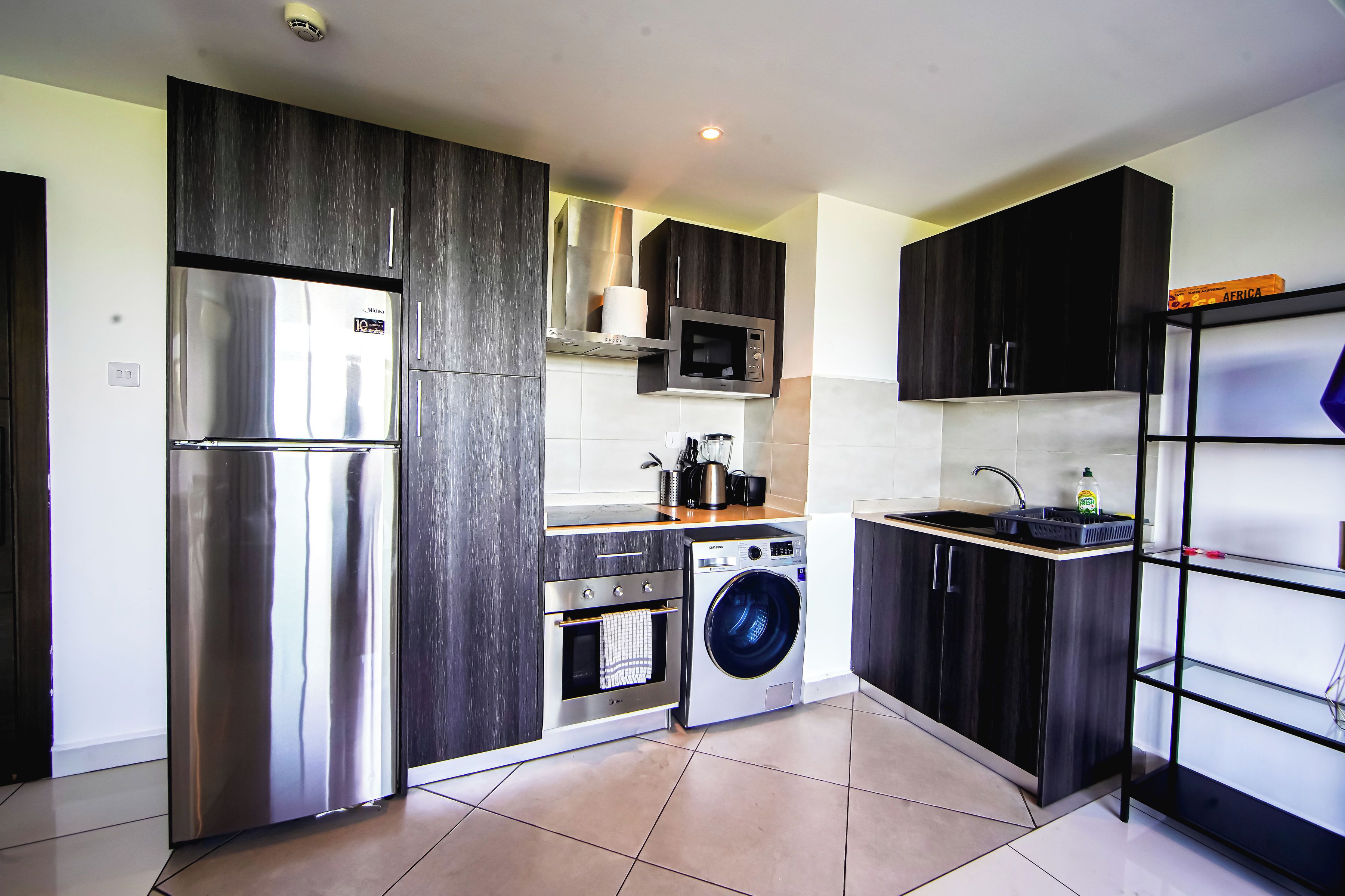 Dúplex, 1 quarto, não fumadores | Cozinha privada | Um frigorífico/congelador grande, um micro-ondas, um forno 