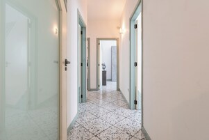 Apartamento, sacada | Parte interna