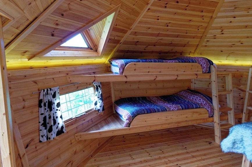 The Witch's Hat - Quirky Glamping Near Tenby - Tenby