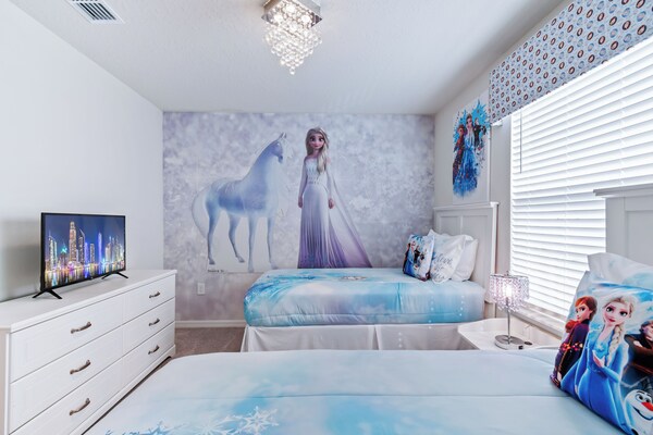 5br @ Solterra Resort W Pool & Disney-themed Rooms - Davenport, FL