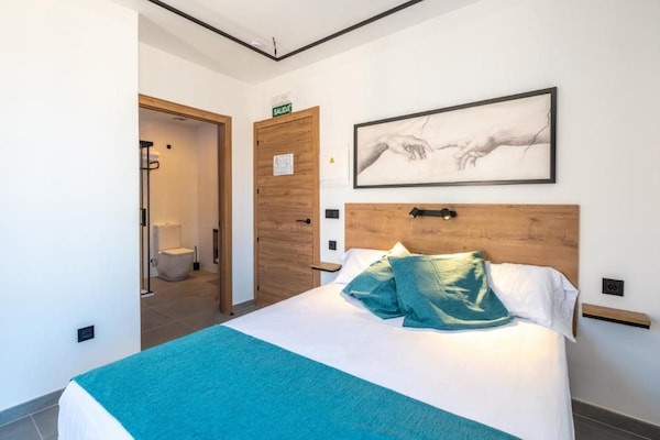 White Coast Suites - Alicante