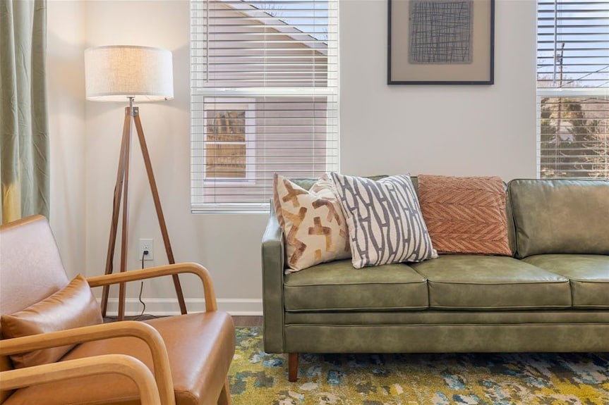 Burlington Farmhouse Charm: Hosts Up To 8 Guests - Burlington, NC