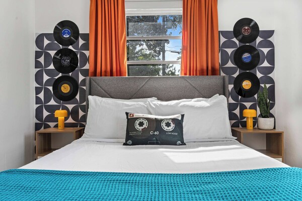Retro Rewind, Stylish, Near Design District Miami - 