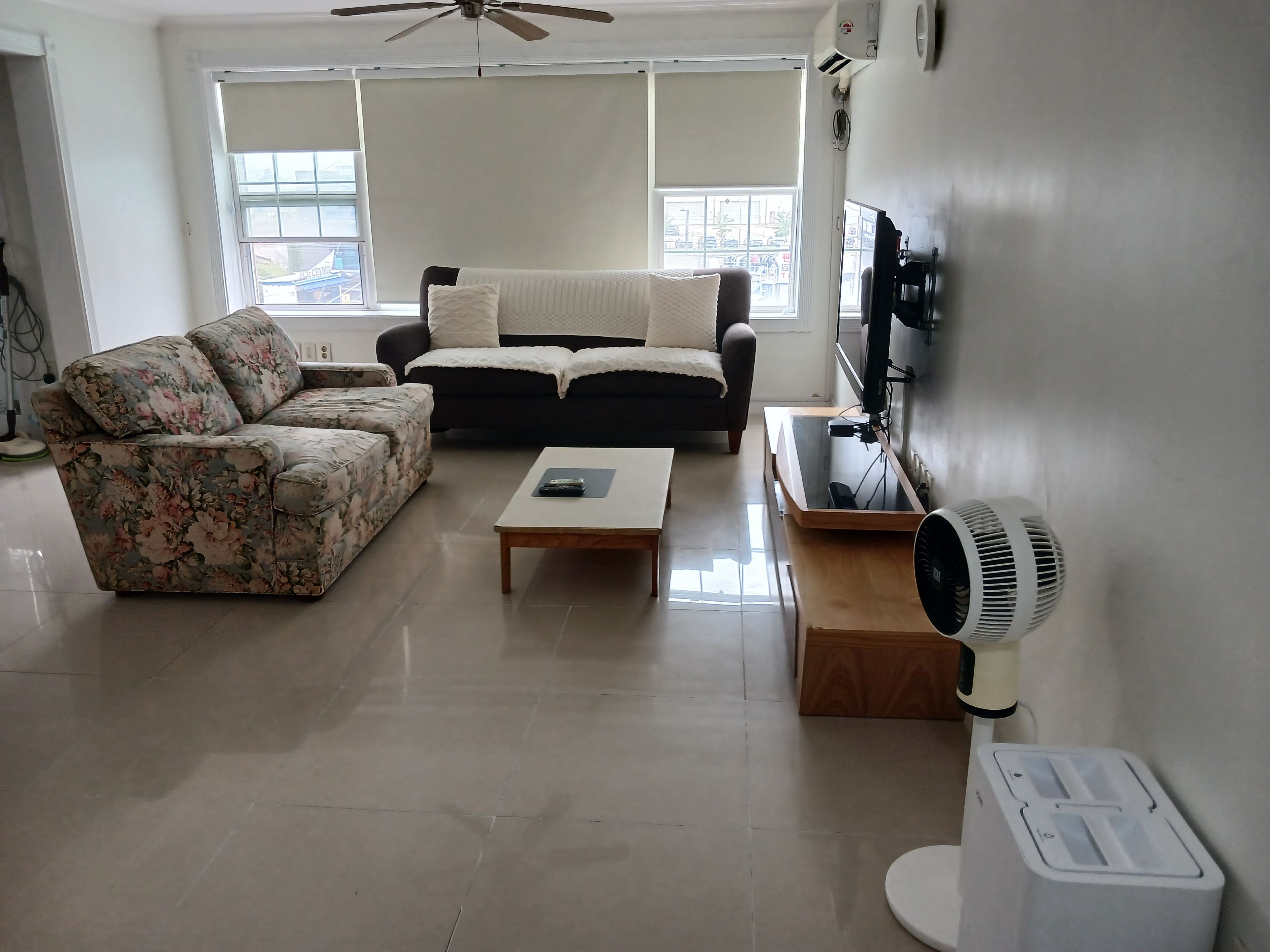 Well-maintained Stay Just A 3-minute Walk From Camp Humphreys - Pyeongtaek-si