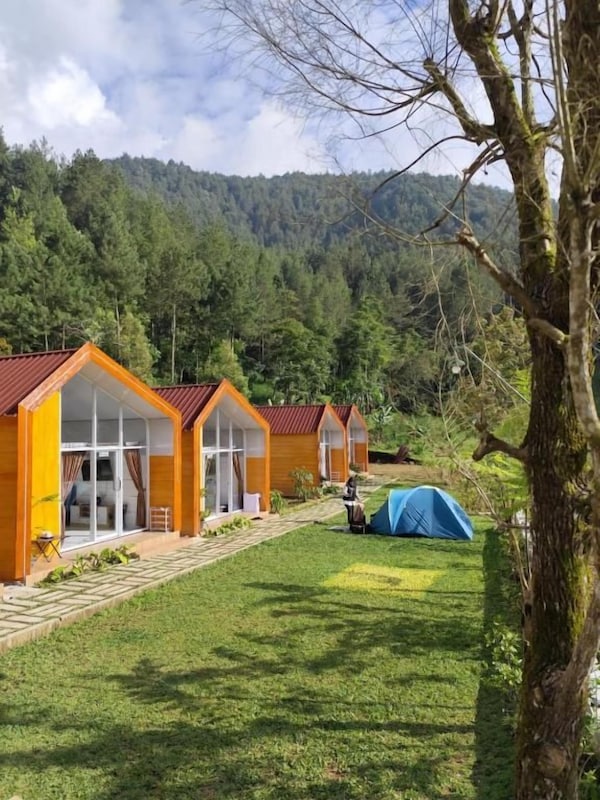 Glamping Azalea Tawangmangu - Tawangmangu
