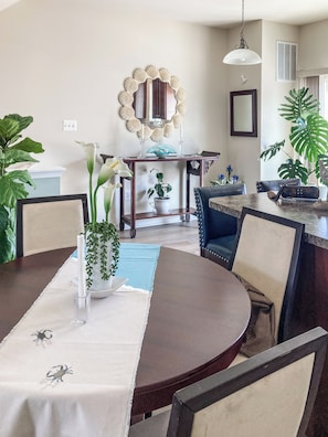 Casa, 3 quartos | Restaurantes