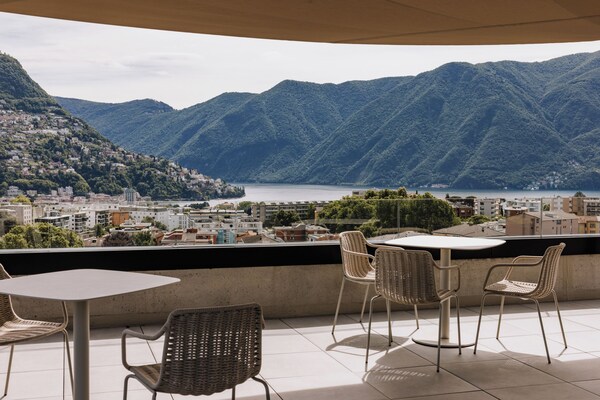 The Flag Lugano Self Check-in - Lugano