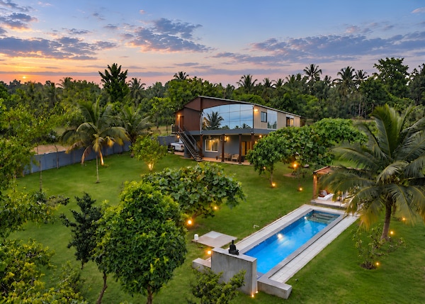 Oxy Village Resort By Deverveil -