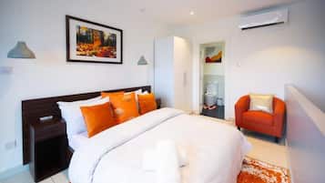 Apartamento Comfort, varanda, vista para o jardim | Secretária, Wi-fi grátis