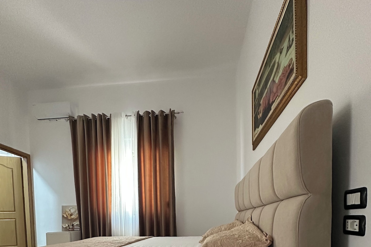 Quarto casal luxo | Wi-Fi de cortesia