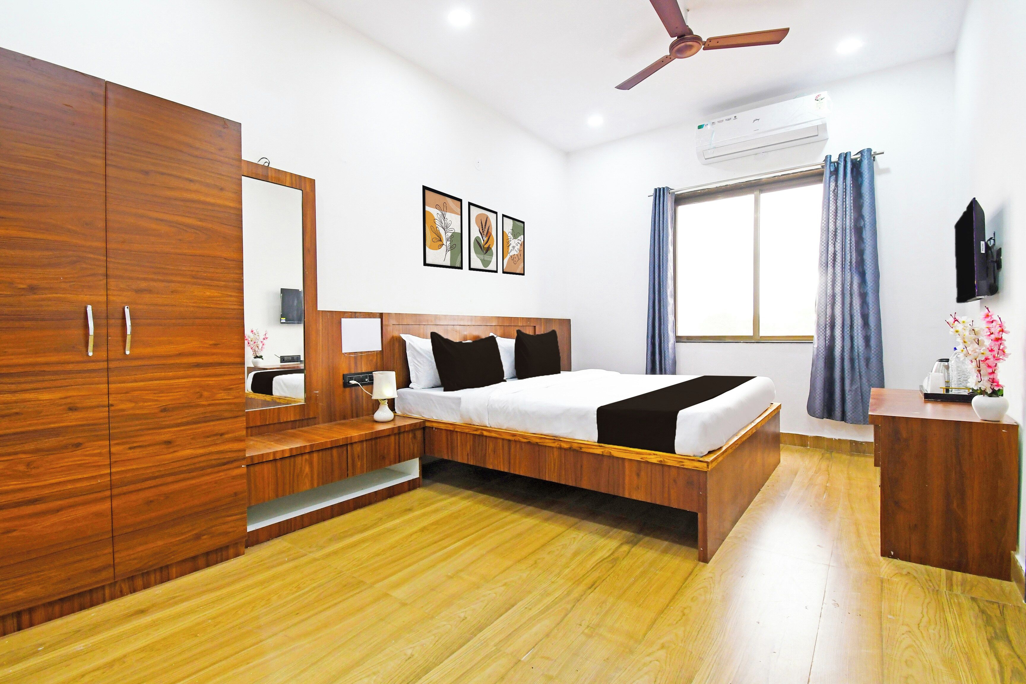 Quarto luxo | Escrivaninha, Wi-Fi de cortesia