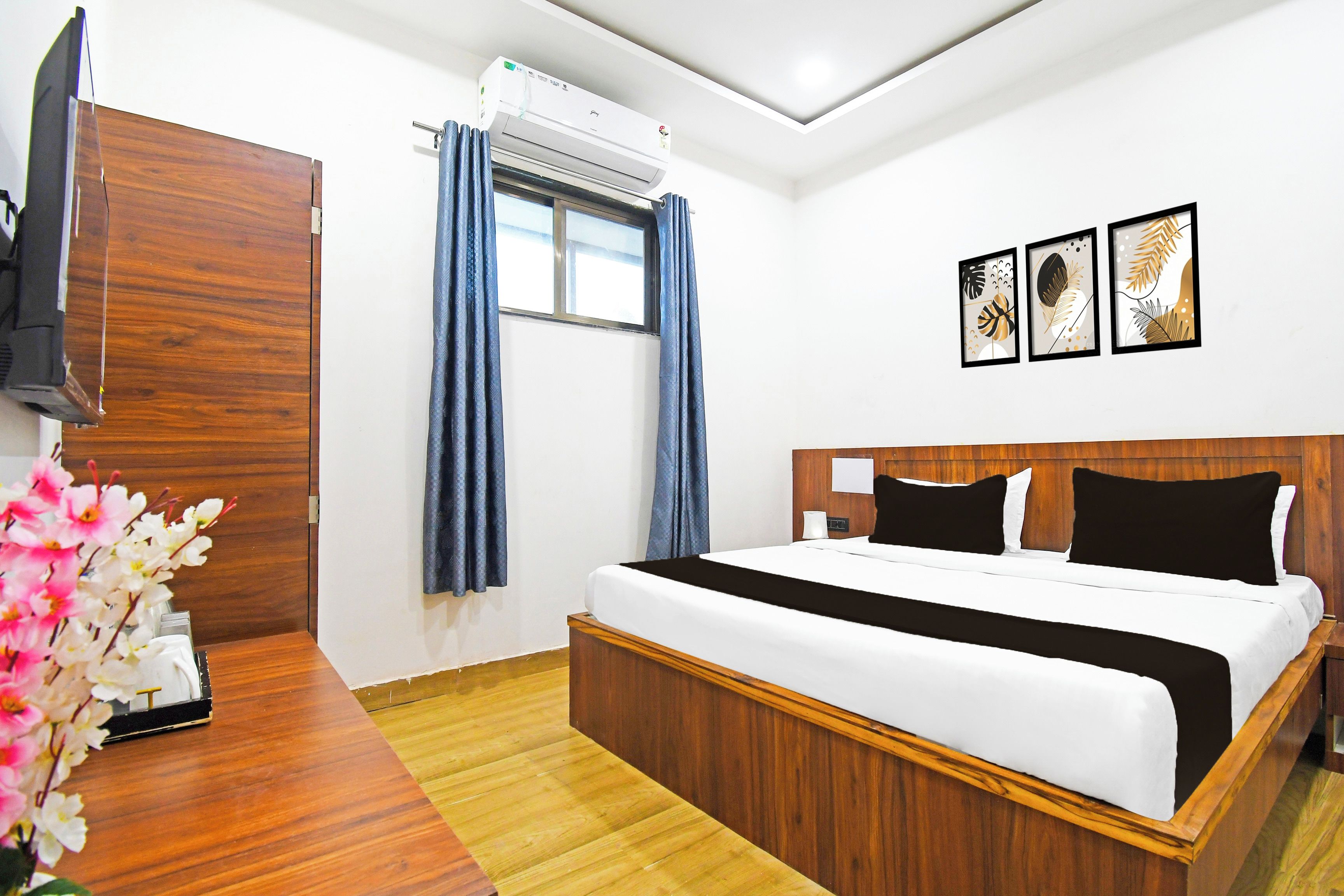 Quarto luxo | Escrivaninha, Wi-Fi de cortesia