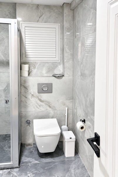 Crescent Boutique Hotel