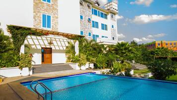 Piscina exterior