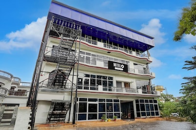 Hotel O Ujjawal Formerly Anmol Residency