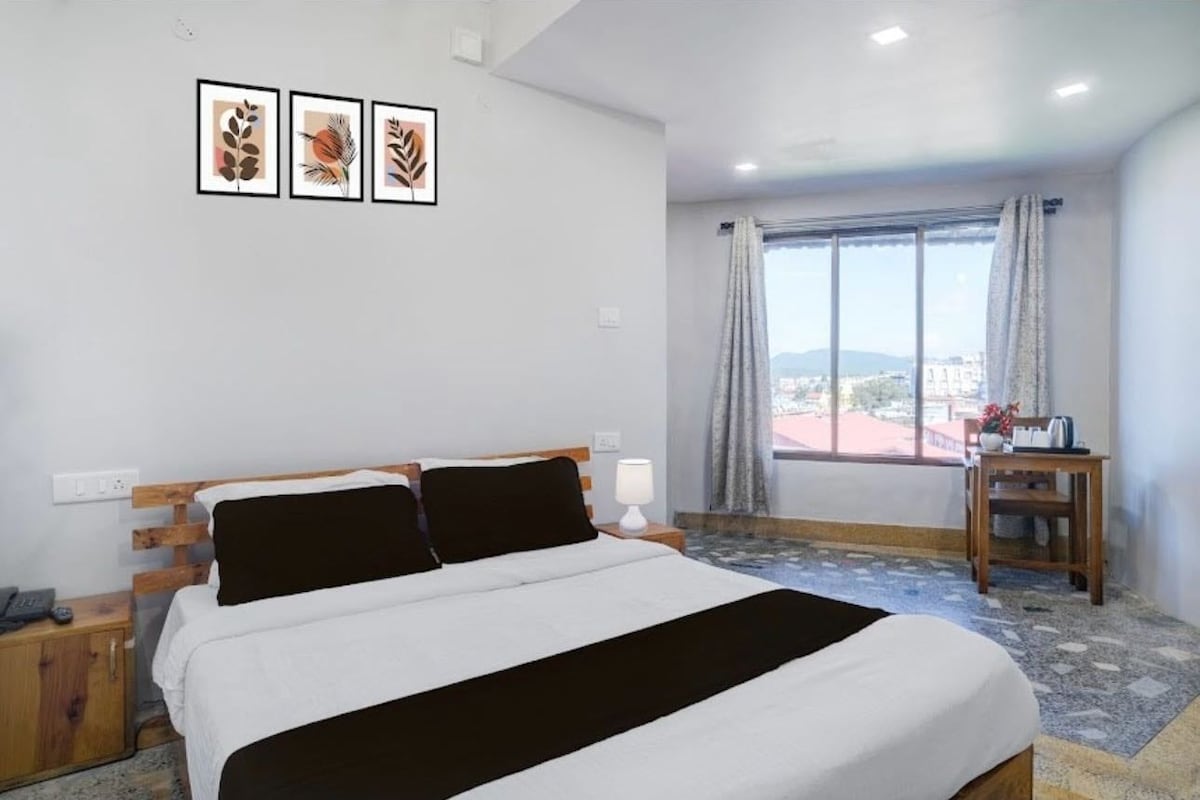Secretária, Wi-fi grátis, roupa de cama fornecida 