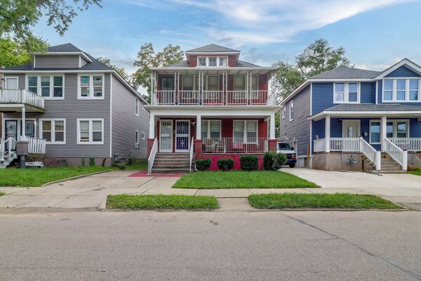 Quaint Apt 6 Mi To Stadiums & Dtwn Detroit! - Detroit, MI