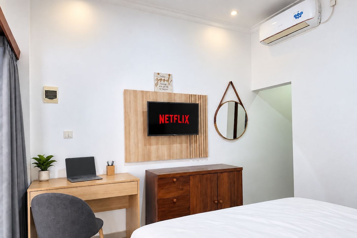 Quarto Duplo Superior | Secretária, secretária adequada para computadores portáteis 