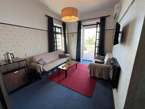 Suíte estúdio superluxo, 1 cama Queen e sofá-cama | Wi-Fi de cortesia