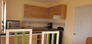 Apartamento clássico | Área de estar | TV LED