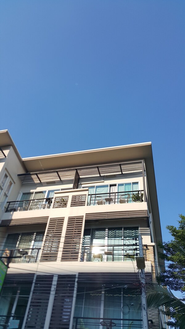 Admire House - Pattaya City