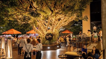 Café da manhã e jantar