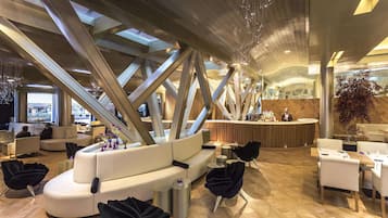 4 restaurantes, café da manhã, culinária europeia moderna