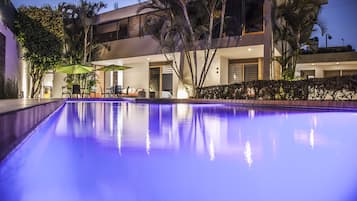 Piscina externa