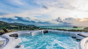 Penthouse de Luxo, 3 quartos, vista para o mar (Pool Villa) | 2 quartos, cofre no quarto, com decoração personalizada