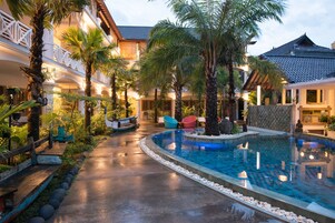 Piscina externa