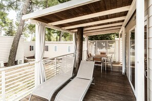 Premium Three-Bedroom Camping Home 6+1 | Terraço/pátio