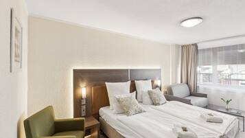 Quarto Triplo Standard | Cofre no quarto, secretária, Wi-fi grátis