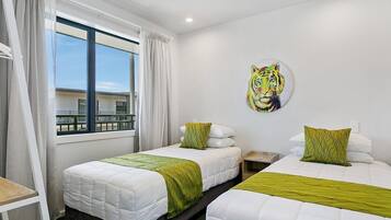 Quarto família | 1 quarto, camas com colchões pillow-top, individualmente decorados