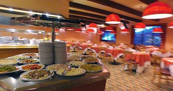 Pequeno-almoço tipo buffet diário incluído 